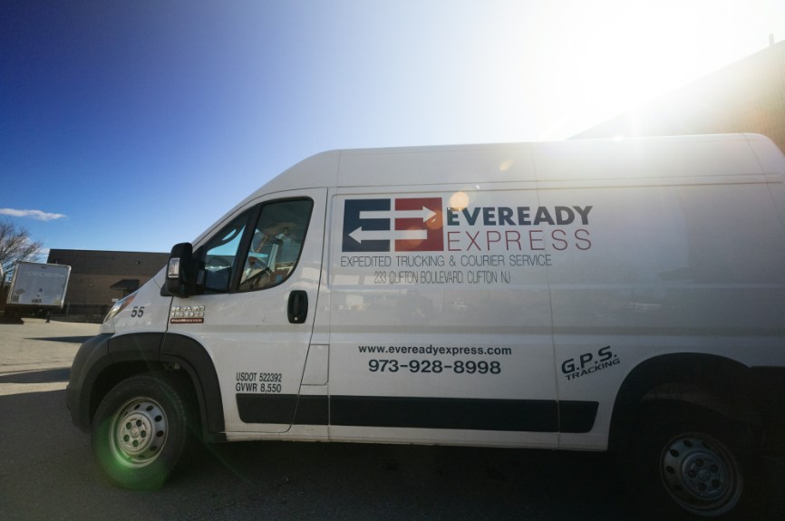 What Causes Packages to be Damaged During LTL Shipping? - Eveready Express