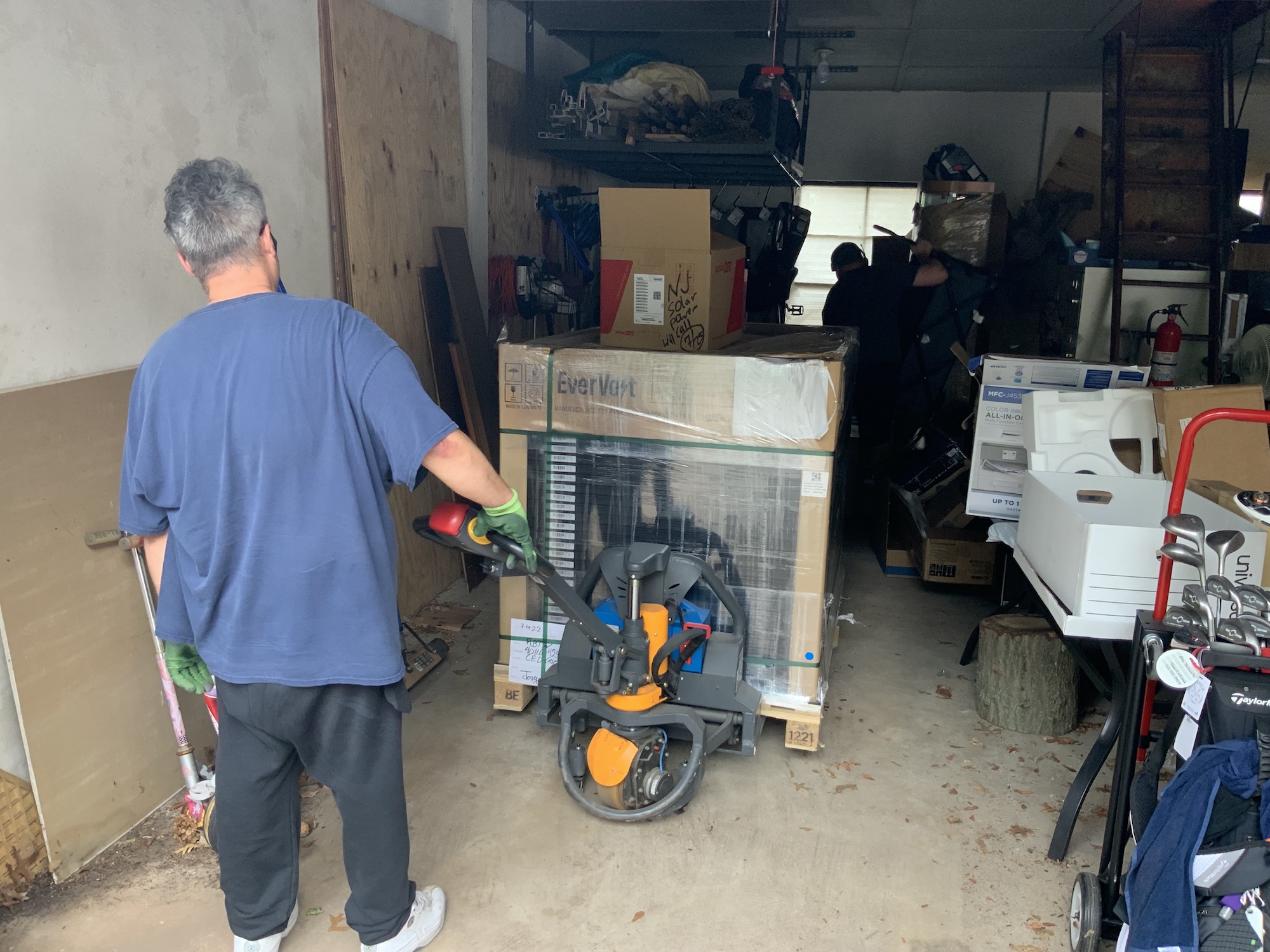 Eveready Express’ Expertise: Solar Panel Delivery - Eveready Express